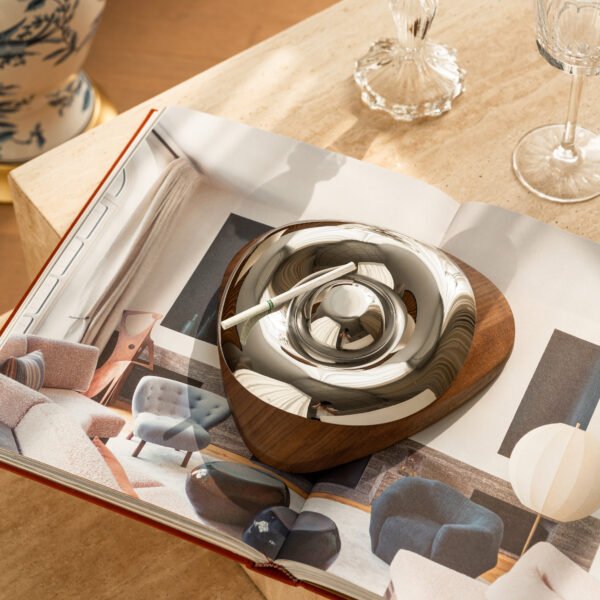 Creative walnut wood, light luxury stainless steel, egg-shaped ashtray ...